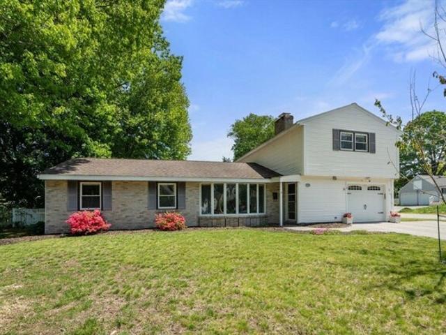 Randall Rd, Maynard, Home For Sale