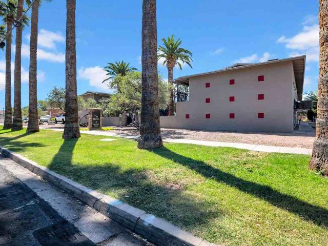 RandDLiving on Irving 1 Bedroom Apartment for Rent at 31 W 2nd St, Mesa, AZ 85201 Downtown Mesa