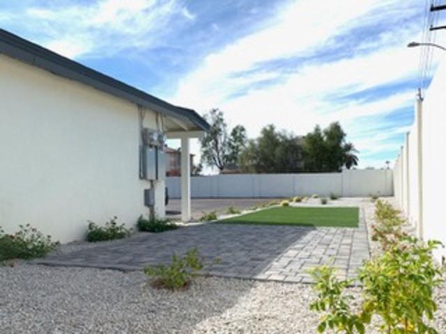 RandDLiving on Roma 2 Bedroom Apartment for Rent at 906 E Roma Ave, Phoenix, AZ 85014