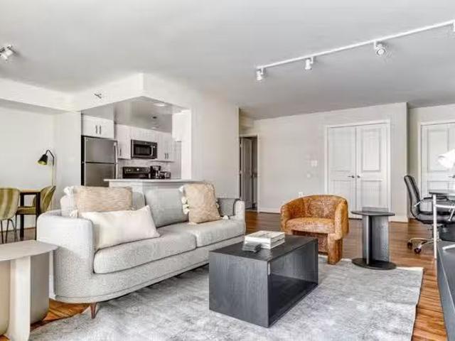 Randolph Towers, 4001 9th St N, Ballston 2 Bedroom 2 Bath