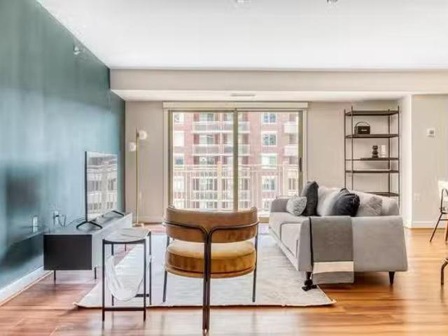 Randolph Towers, 4001 9th St N, Ballston 2 Bedroom 2 Bath