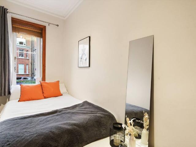 Randolph Avenue, London W9, Room to rent, £1,500 pcm | PrimeLocation