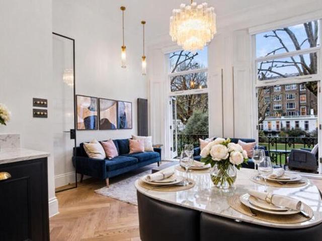 Randolph Crescent, London, 2 Bedroom Apartment