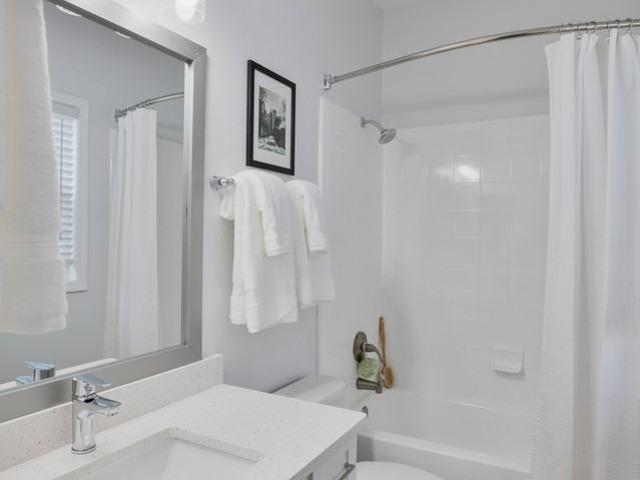 Randolph Perimeter 1 Bedroom Apartment for Rent at 7150 W Peachtree Dunwoody Rd, Sandy Springs, GA 30328