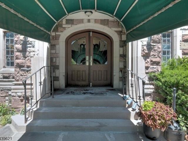 Randolph Pl Apt,city Of Orange Township, Condo For Sale