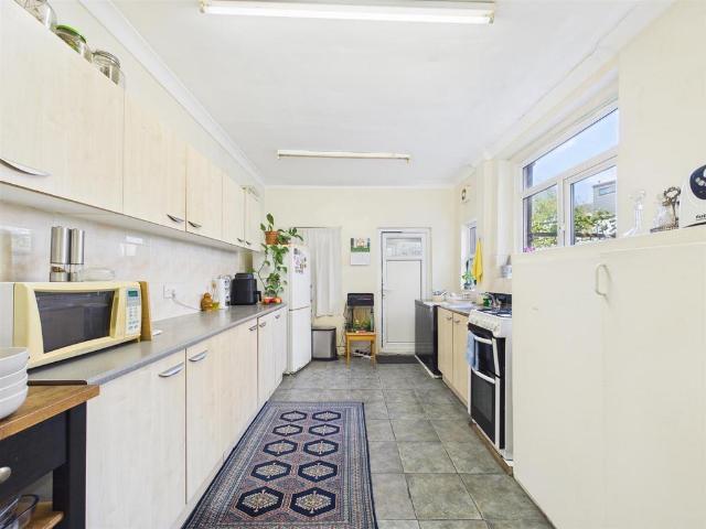 Ranelagh Road, London 3 bed terraced house to rent £2,350 pcm £542 pw
