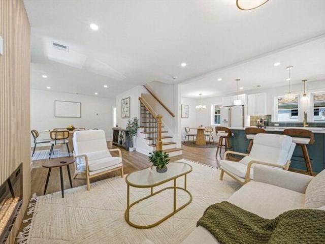 Rangeley Rd Unit,newton, Condo For Sale