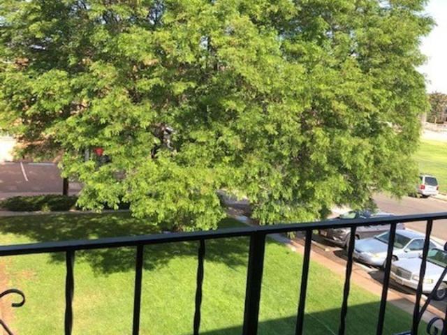 Rangeview Manor 1 Bedroom Apartment for Rent at 3651 S Cherokee St, Englewood, CO 80110