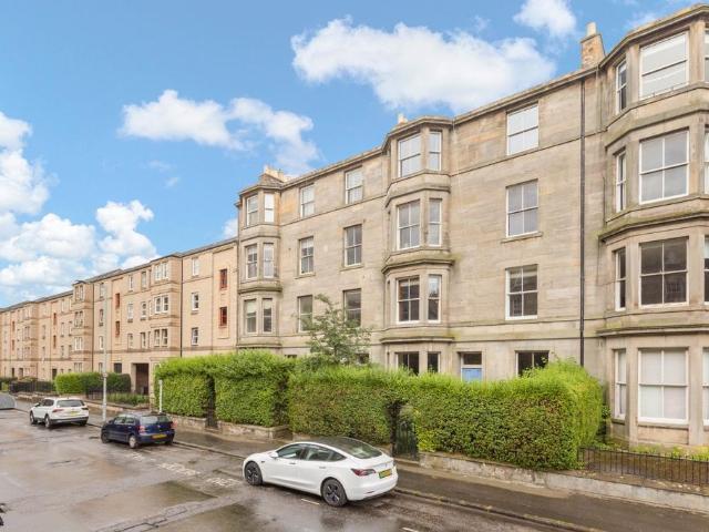 Rankeillor Street, Newington. 4 bed flat to rent £3,400 pcm £785 pw