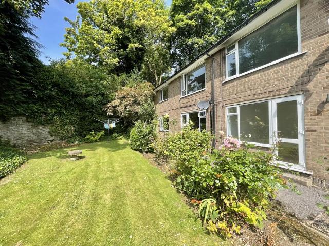 Ranmoor Chase, Sheffield, S10 2 bed flat to rent £1,000 pcm £231 pw