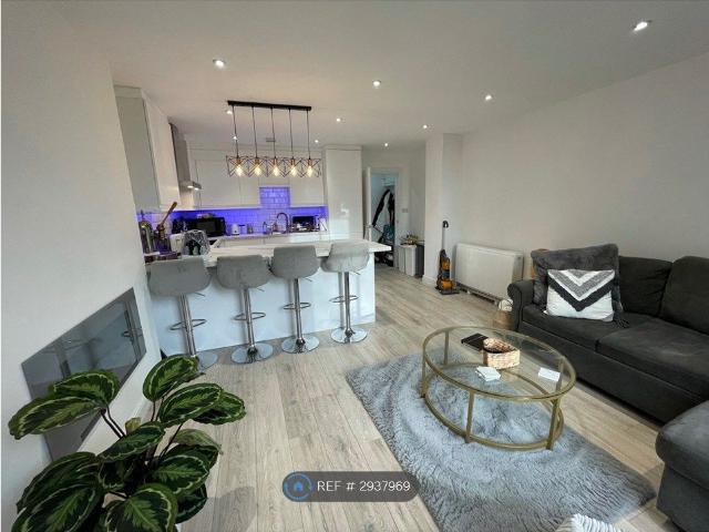 Ranmoor Road, Sheffield S10, 3 bed maisonette to rent, £1,800 pcm | PrimeLocation
