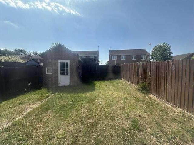 Rannoch Drive, Nuneaton, CV10