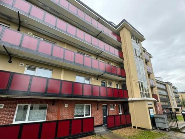 Ransford House, Kingswood Estate, 2 Bedroom Apartment