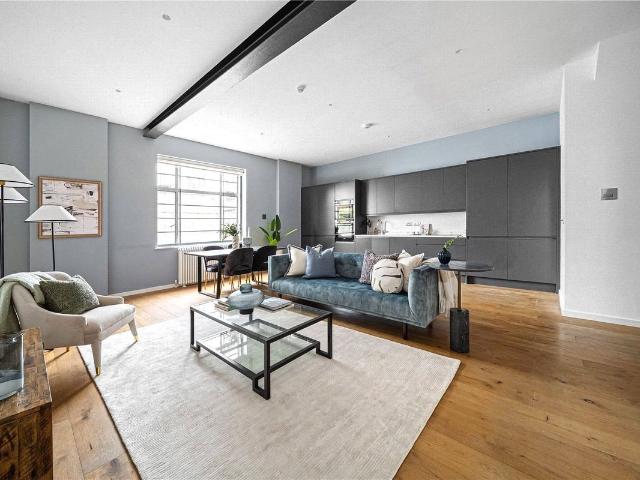 Ransomes Dock, Parkgate Road, London SW11, 2 bed flat to rent, £3,750 pcm | PrimeLocation