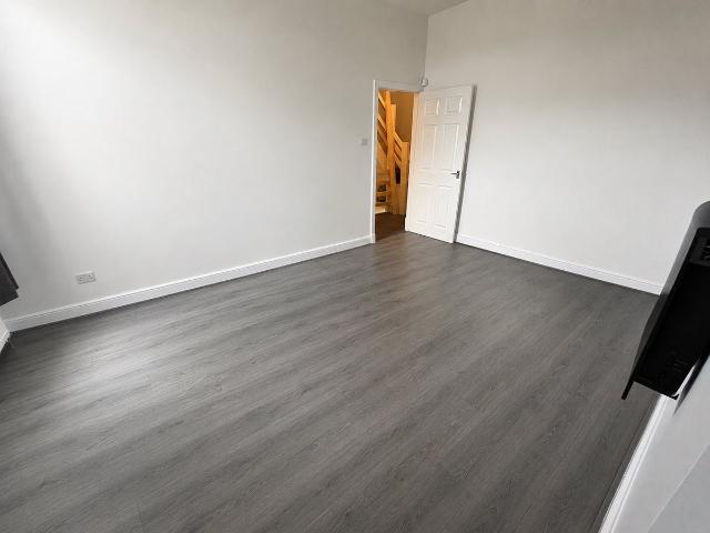 Raby Street, Gateshead NE8, 3 bed flat to rent, £800 pcm | PrimeLocation