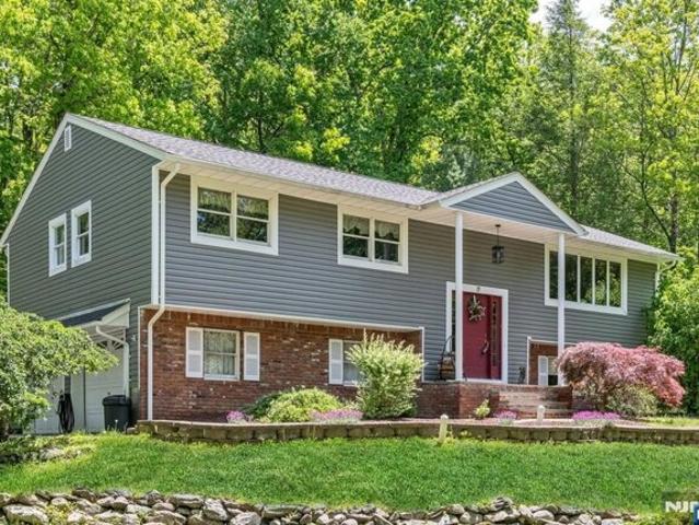 Rabbit Run, West Milford, Home For Sale