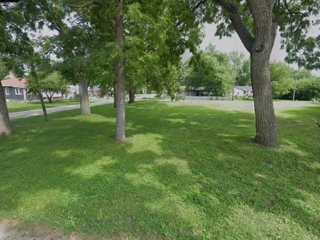 Race St, Cambridge, IA 50046