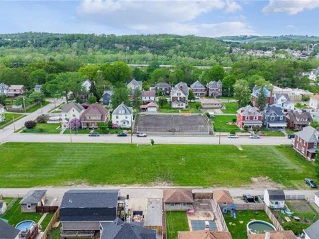 Race St, Connellsville, PA 15425
