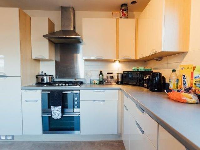 Racecourse Mews 2 bed house share to rent £1,386 pcm £320 pw