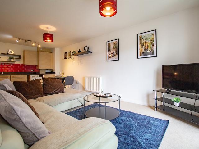 Racecourse Mews, Loughborough LE11, 2 bed flat to rent, £1,120 pcm | PrimeLocation