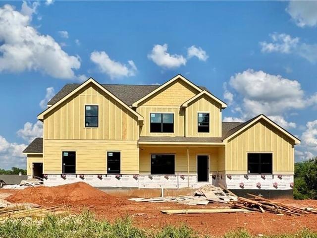 Races Rd, Hoschton, Home For Sale
