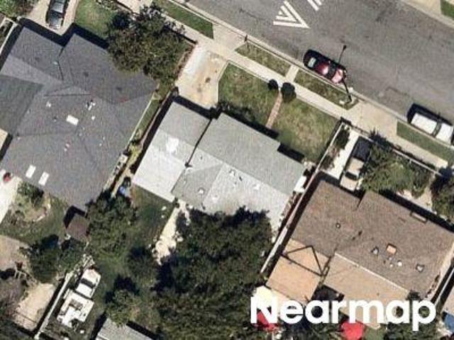 Racine Ave