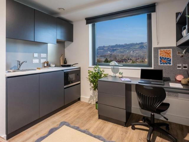 Rackfield Place, Bath BA2 Studio to rent £1,387 pcm £320 pw