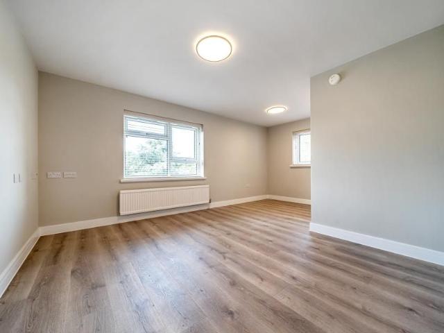 Racks Court, Guildford, GU1
