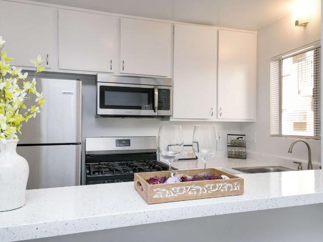 Racquet Club Apartments 1 Bedroom Apartment for Rent at 44045 15th St W, Lancaster, CA 93534