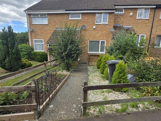 Radwell Road, Milton Ernest MK44 3 bed terraced house to rent £1,550 pcm £358 pw