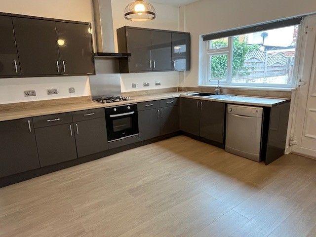 Radcliffe Road, Doncaster DN5, 3 bed end terrace house to rent, £825 pcm | PrimeLocation