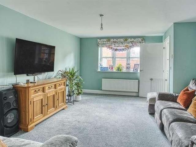 Radcliffe Way, Littleover, Derby, DE23
