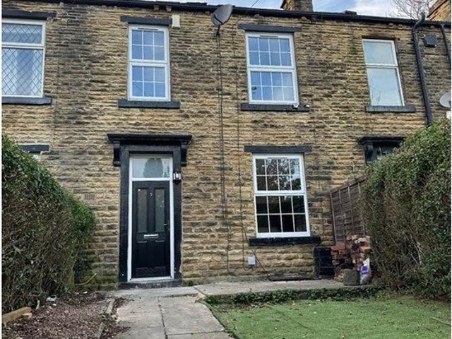 Radcliffe Terrace, Pudsey LS28, 2 bed terraced house to rent, £995 pcm | PrimeLocation