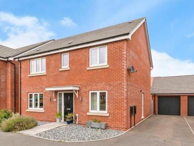 Raddle Way, Middlebeck, 4 Bedroom Detached