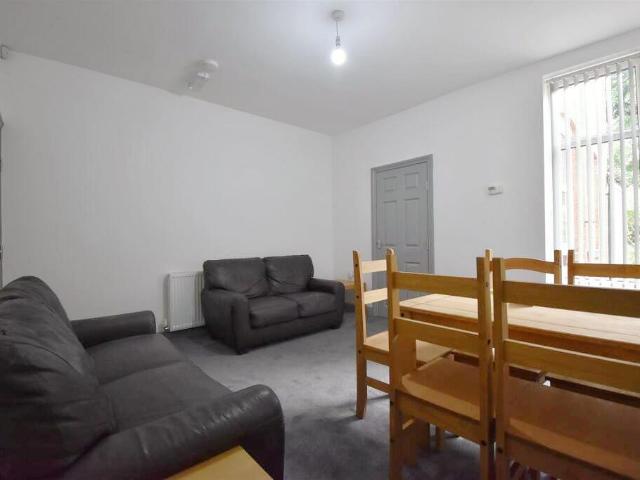 Raddlebarn Road, Birmingham, B29 5 bed house to rent £2,362 pcm £545 pw