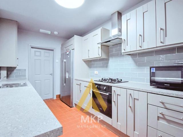 Raddlebarn Road, Selly Oak, Birmingham B29, 5 bed shared accommodation to rent, £446 pcm | PrimeLocation