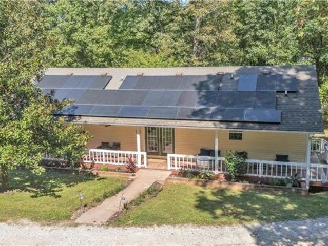 Rader Rd, Rogers, Home For Sale