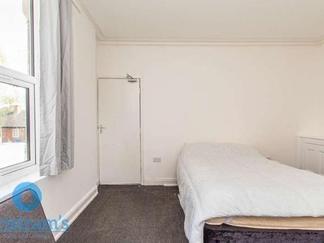 Radford Boulevard, Nottingham, NG7