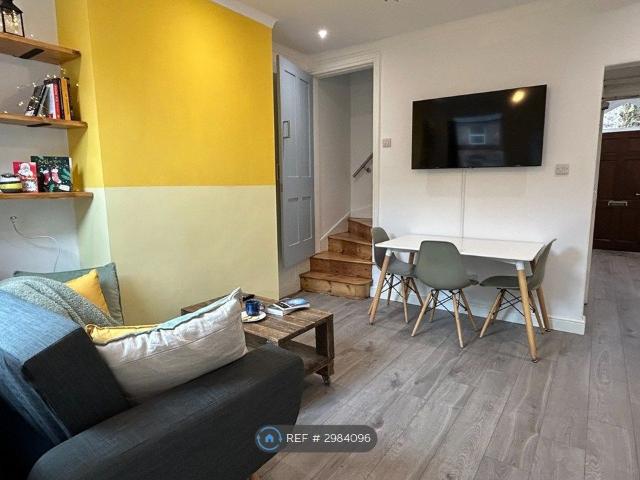Radford Boulevard, Nottingham NG7, Room to rent, £800 pcm | PrimeLocation