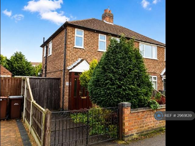 Radford Bridge Road, Nottingham, NG8 4 bed semi detached house to rent £1,907 pcm £440 pw