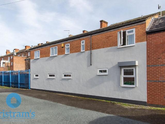 Radford Road, Nottingham NG7, 2 bed flat to rent, £775 pcm | PrimeLocation