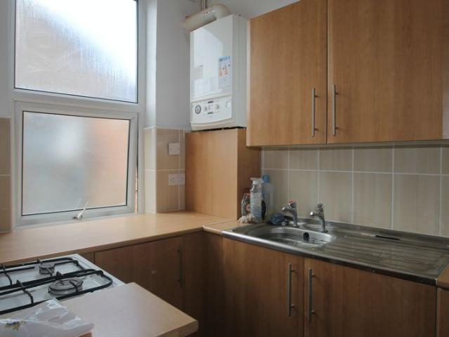 Radford Road, Nottingham NG7, 4 bed property to rent, £950 pcm | PrimeLocation