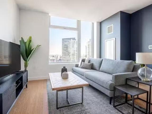 Radian, 120 Kingston St, Chinatown 1 Bedroom 1 Bath