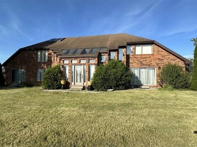 Radio Dr, Rural Retreat, Home For Sale