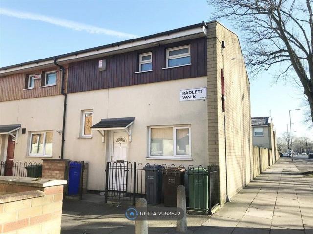 Radlett Walk, Manchester M13, 3 bed end terrace house to rent, £1,700 pcm | PrimeLocation