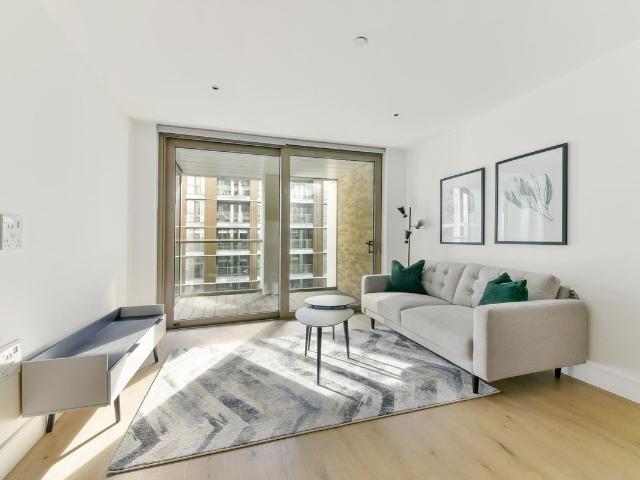 Radley House, Battersea, London SW11, 1 bed flat to rent, £3,500 pcm | PrimeLocation