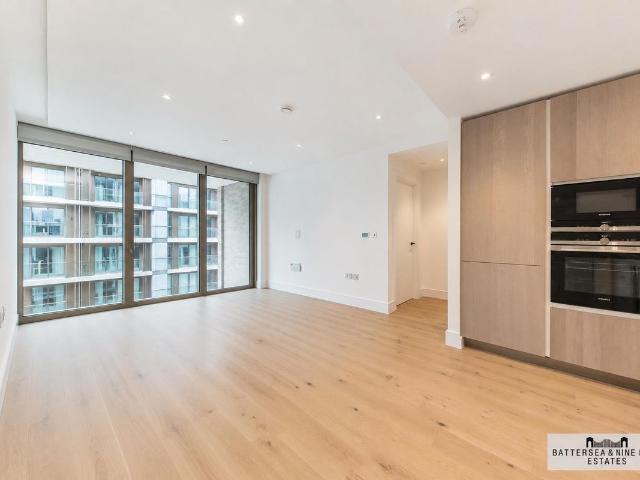 Radley House, Prince Of Wales Drive SW11, 2 bed flat to rent, £4,117 pcm | PrimeLocation