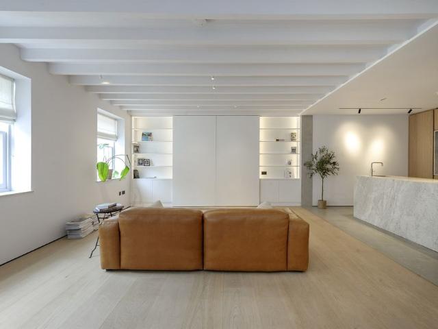 Radley Mews, W8