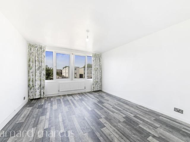 Radnor Close, Mitcham