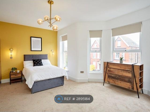 Radnor Place, Birkenhead CH43, Room to rent, £650 pcm | PrimeLocation